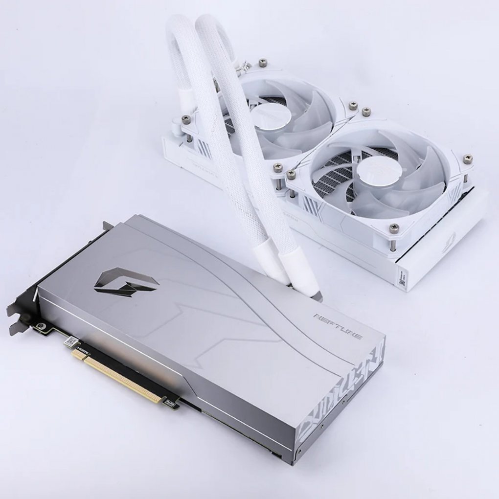 iGame Geforce RTX 4070 Neptune OC-V: Colorful schießt mit Kanonen auf ...