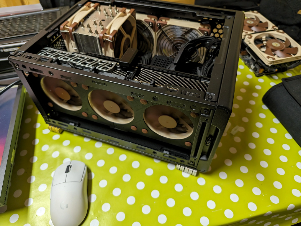 Geforce RTX 4090: Custom-Design aus dem 3D-Drucker mit Premium-Lüftern ...
