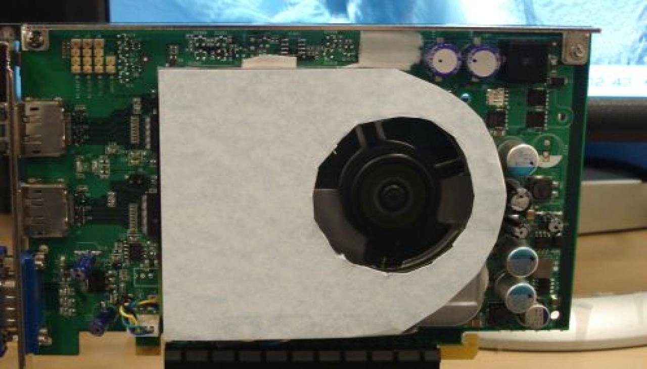 Nvidia: erste Grafikkarte mit Display-Port abgelichtet (evtl. G92?)