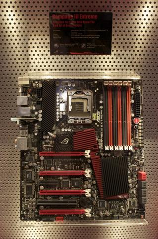 CES: Asus zeigt Rampage III Extreme Mainboard