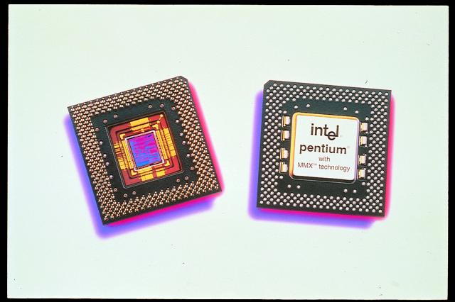 30 brandneue Pentium MMX: Ans Taktlimit für die Silicon Lottery
