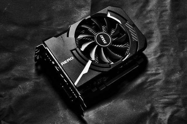 MSI Radeon RX 550 Aero ITX 2G OC: 100-Euro-Grafikkarte im PCGHX-Test