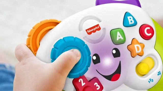Baby-Gamepad von Fisher Price zum Spielen von Elden Ring modifiziert