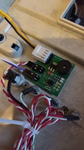 HDD Clicker: Retro-Bastler bringt das markante Klicken einer Festplatte ...